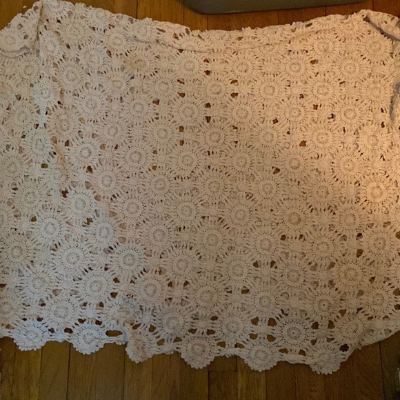 Dining | Vintage Lace Pinwheel Tablecloth | Poshmark